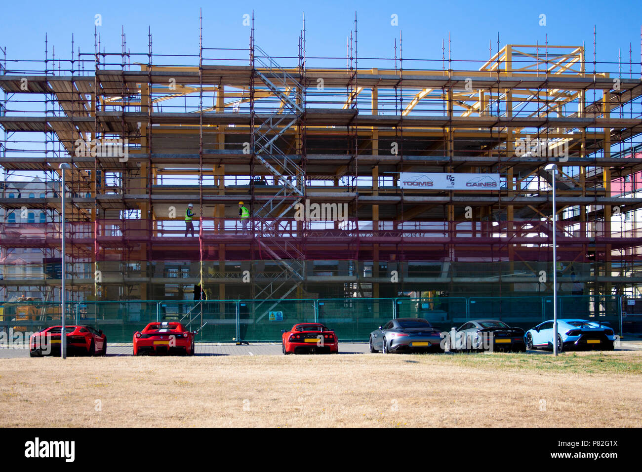 Skeleton frame hi-res stock photography and images - Alamy