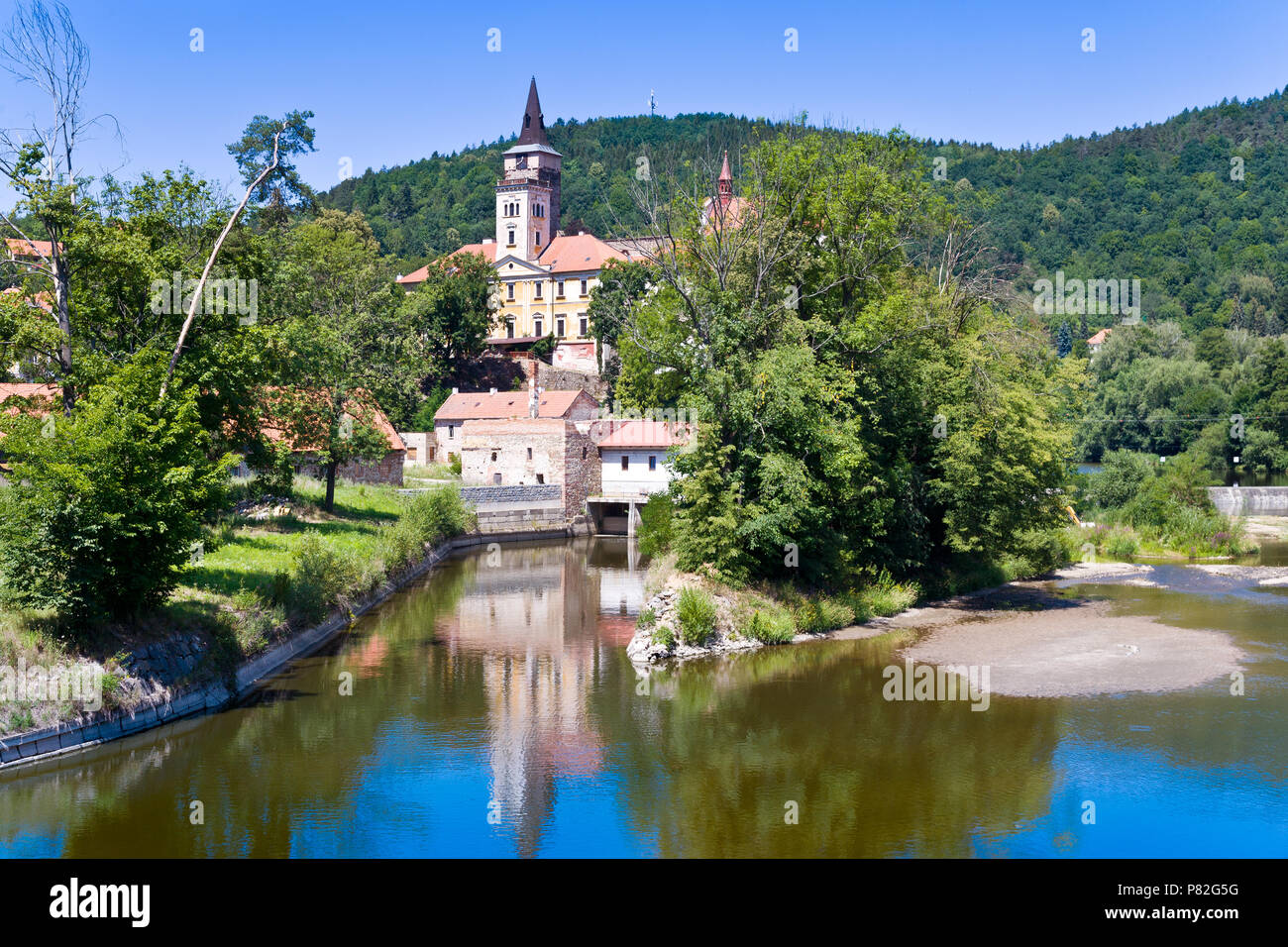 Sazavsky klaster z 1032 (nar. kulturni pamatka), Sazava, Posazavi ...