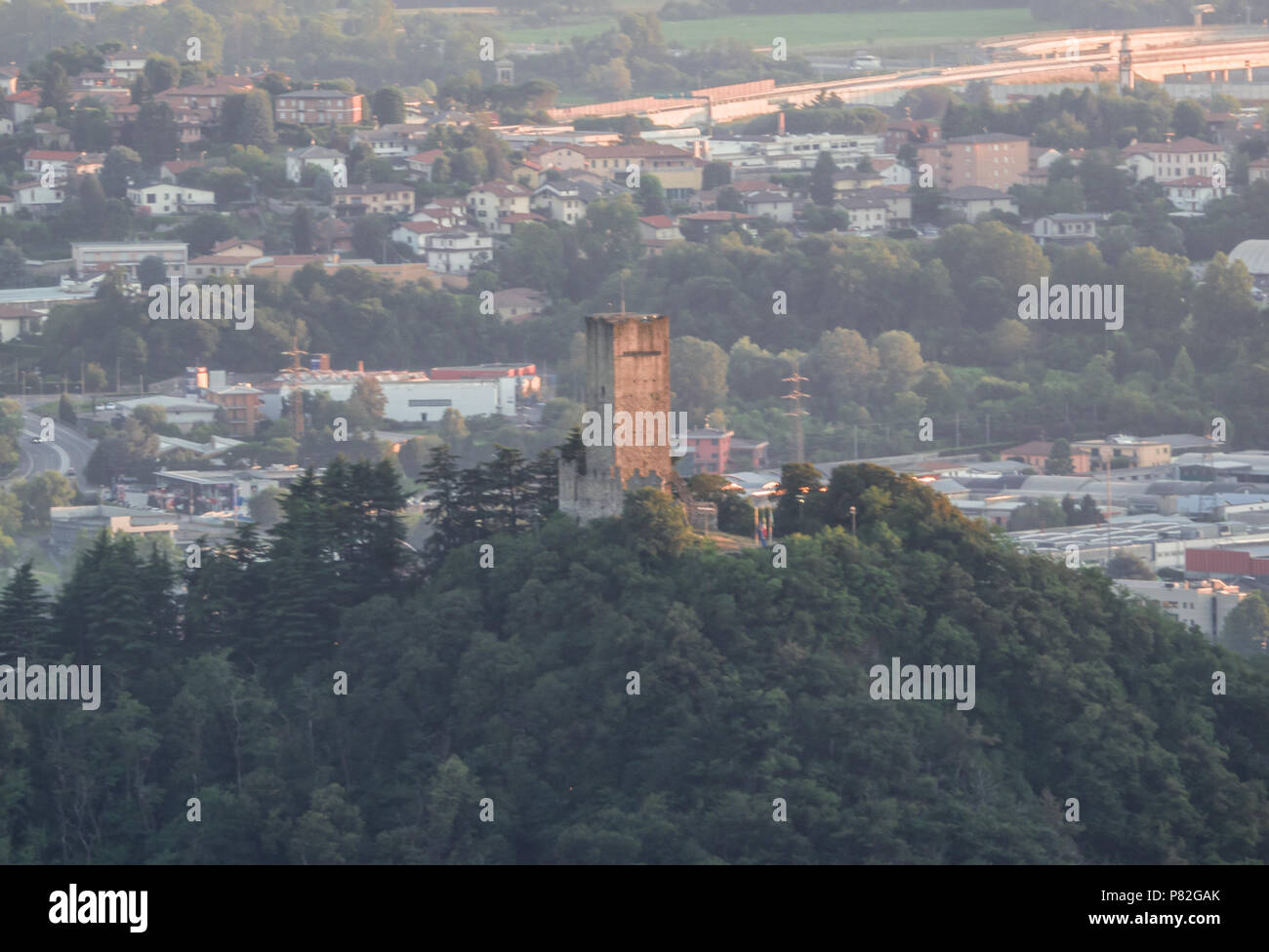Medieval castle view lake como hi-res stock photography and images - Alamy