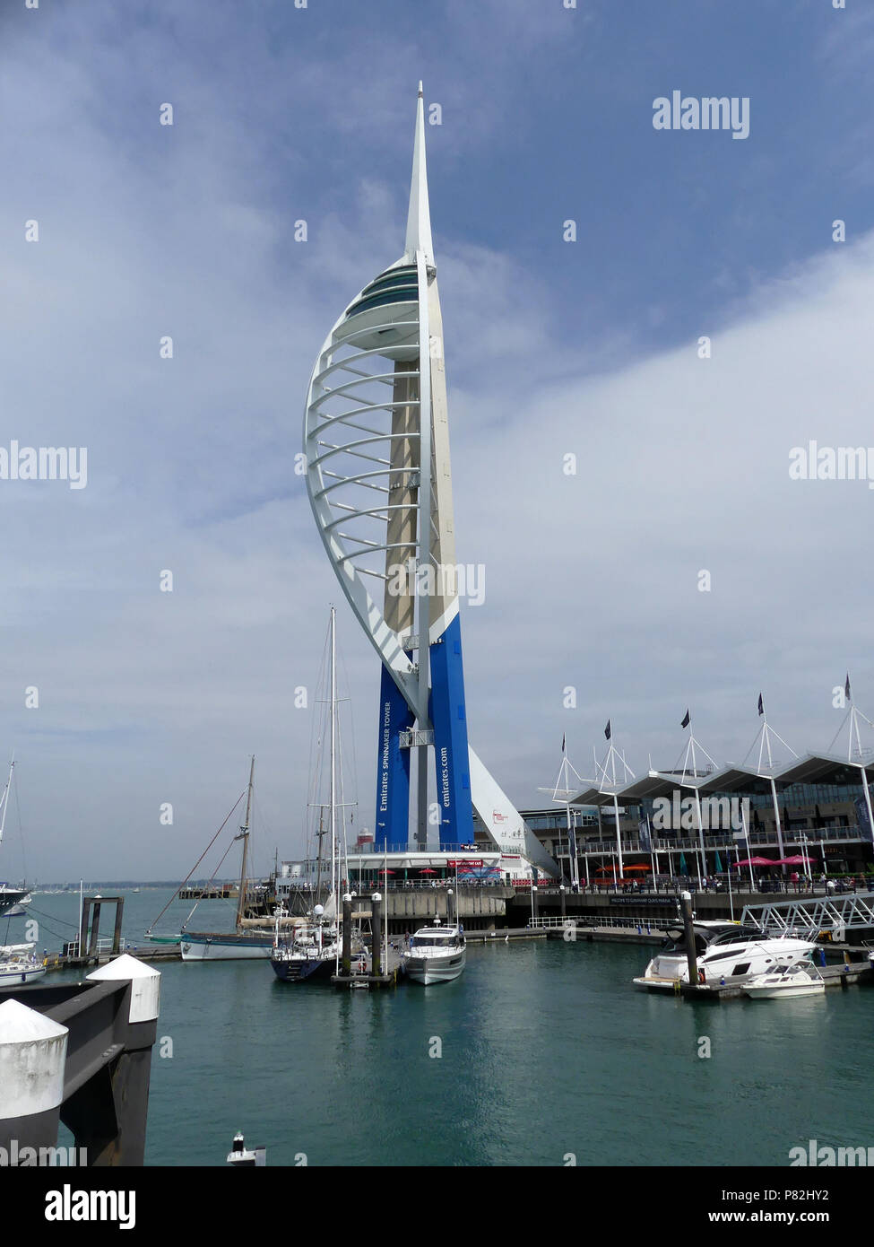 EMIRATES SPINNAKER TOWER in Portsmouth Harbour. Photo: Tony Gale Stock ...