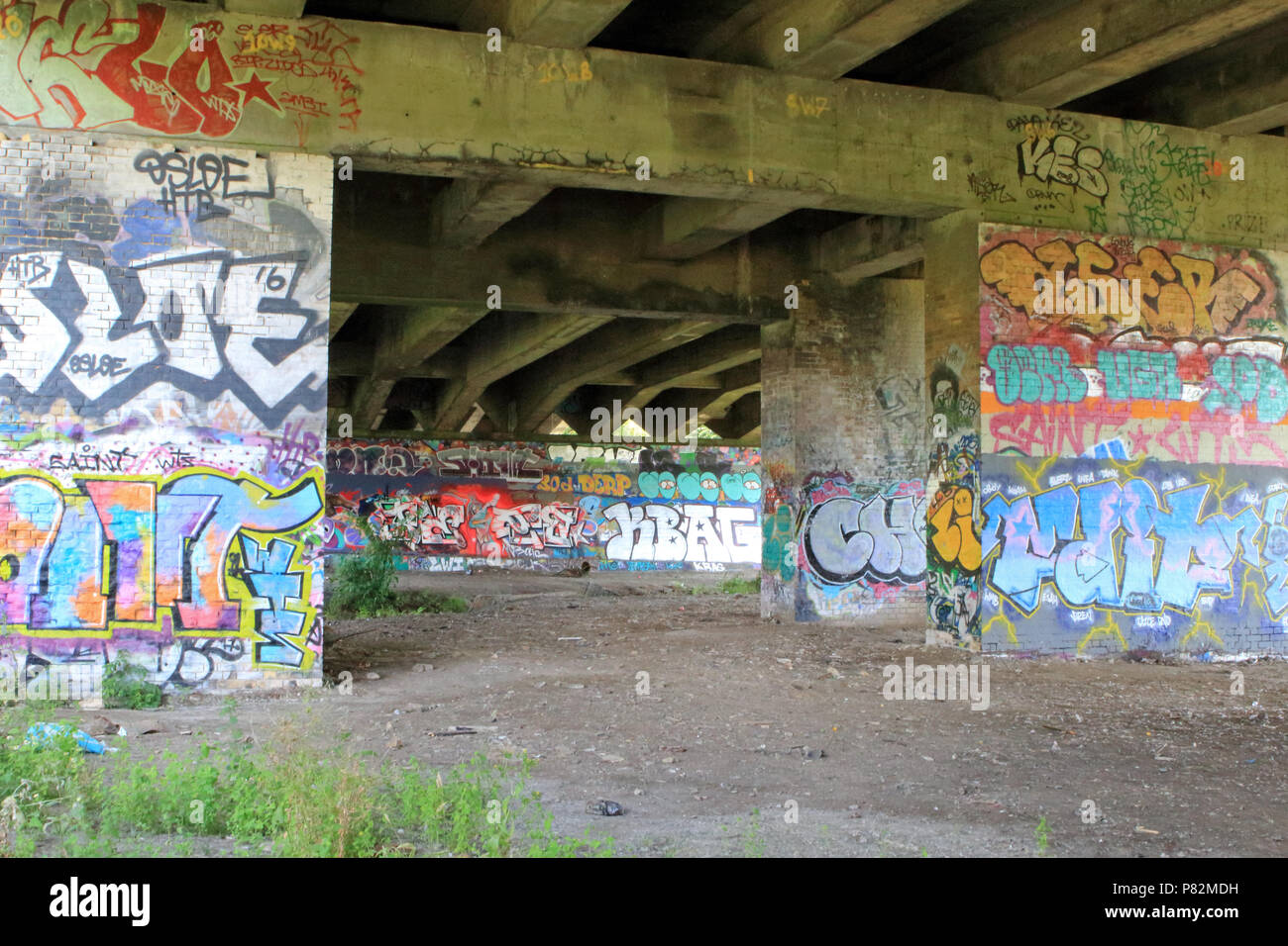 A40 motorway bridge hi-res stock photography and images - Alamy