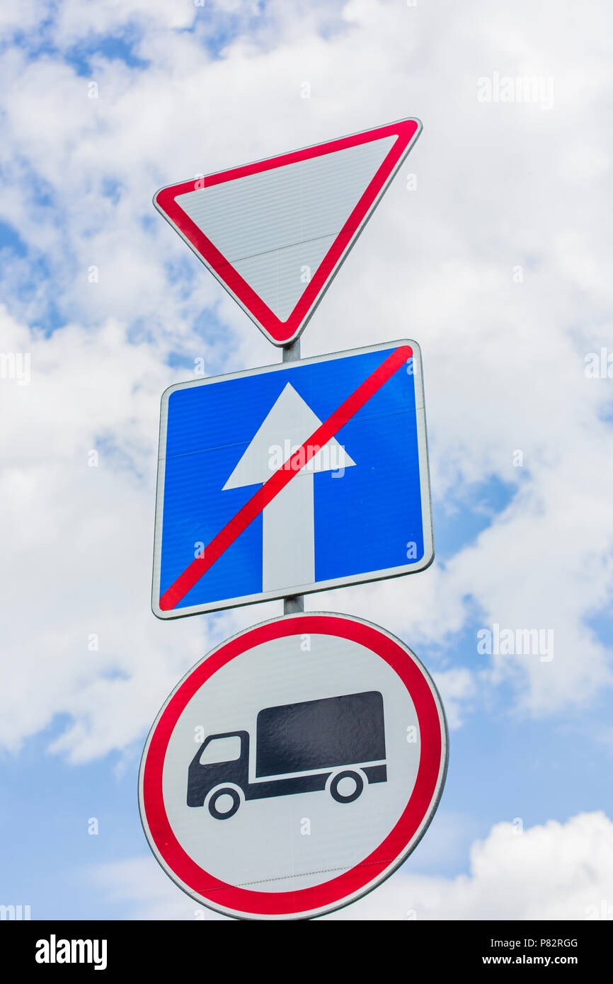Stop One Way Traffic Signs High Resolution Stock Photography and Images ...
