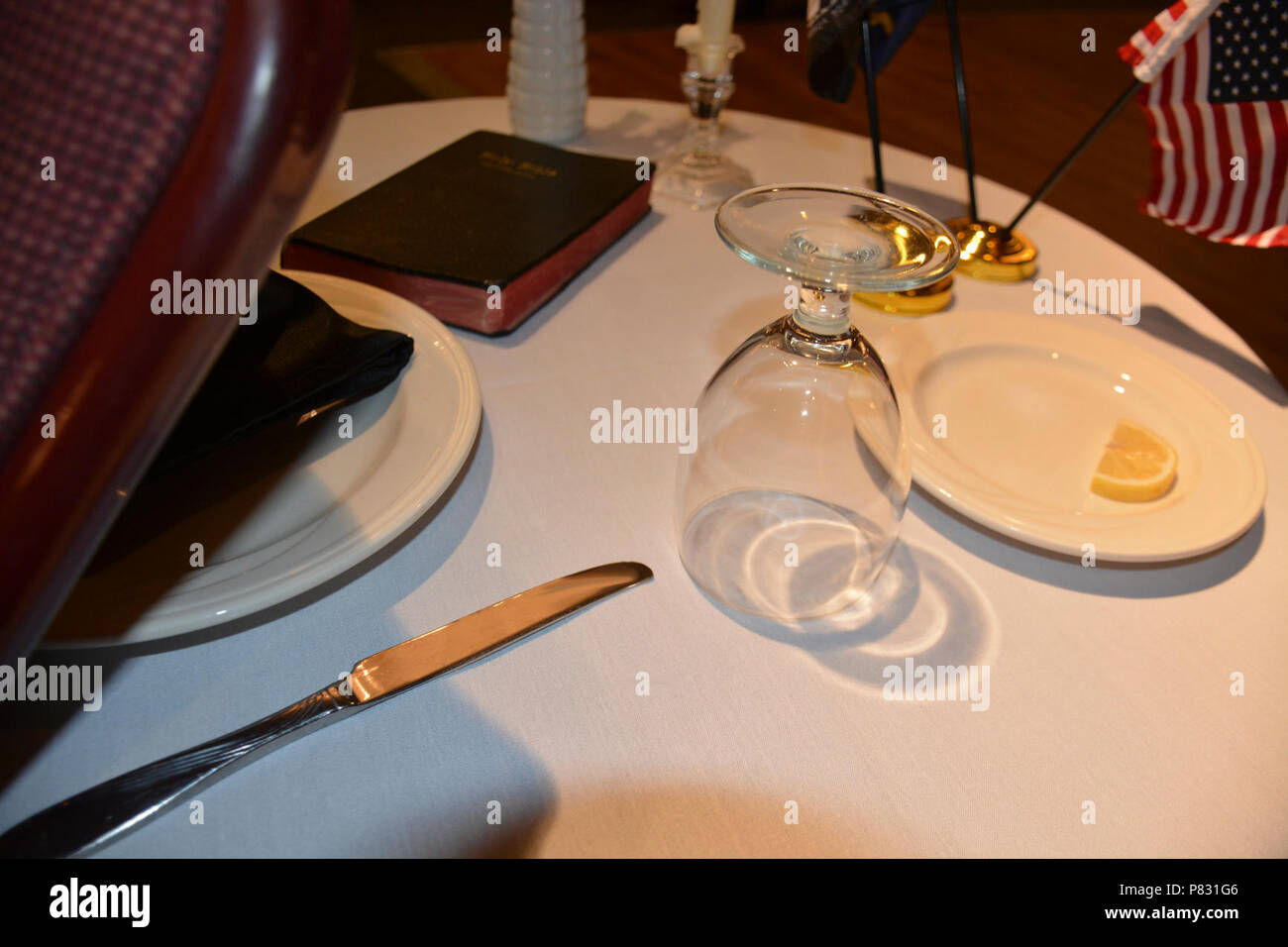 Pow mia table hi-res stock photography and images - Alamy