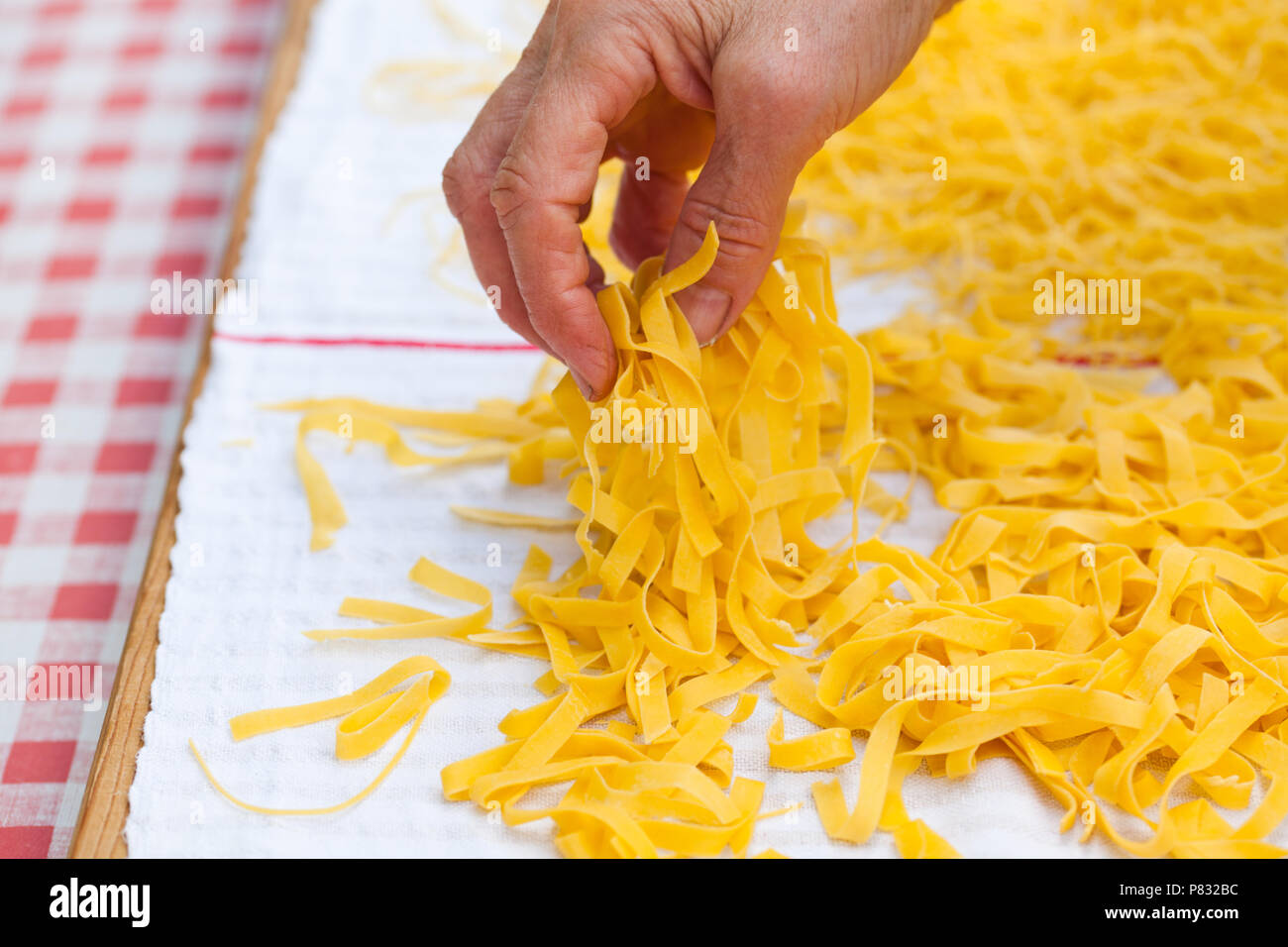 Home made pasta stuffed hi-res stock photography and images - Alamy