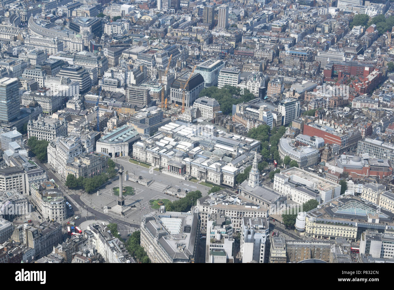Trafalgar square from above hi-res stock photography and images - Alamy