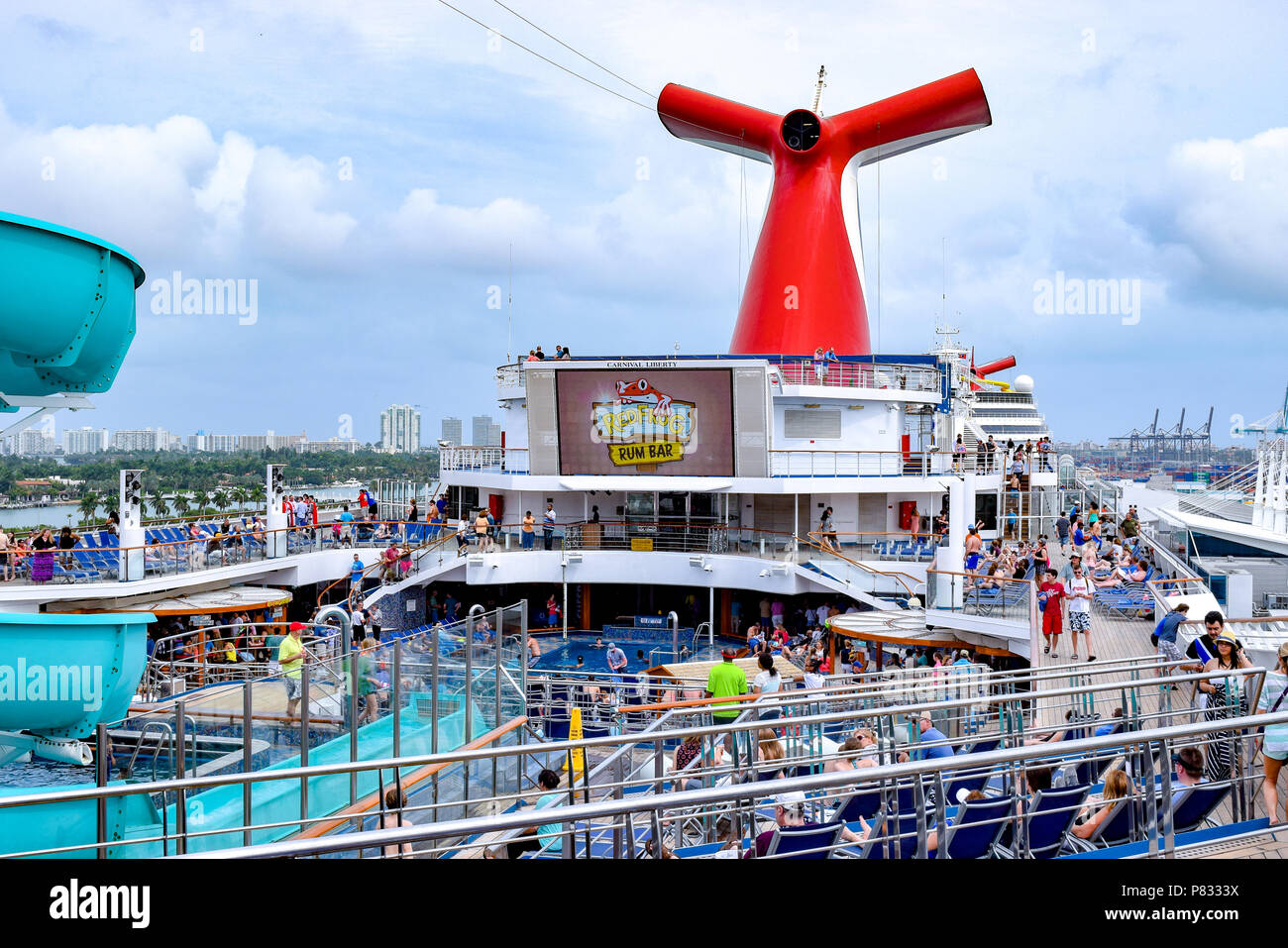 Carnival liberty hi-res stock photography and images - Alamy