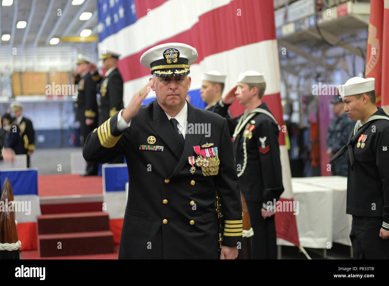 Commander amphibious squadron phibron 7 hi-res stock photography and ...