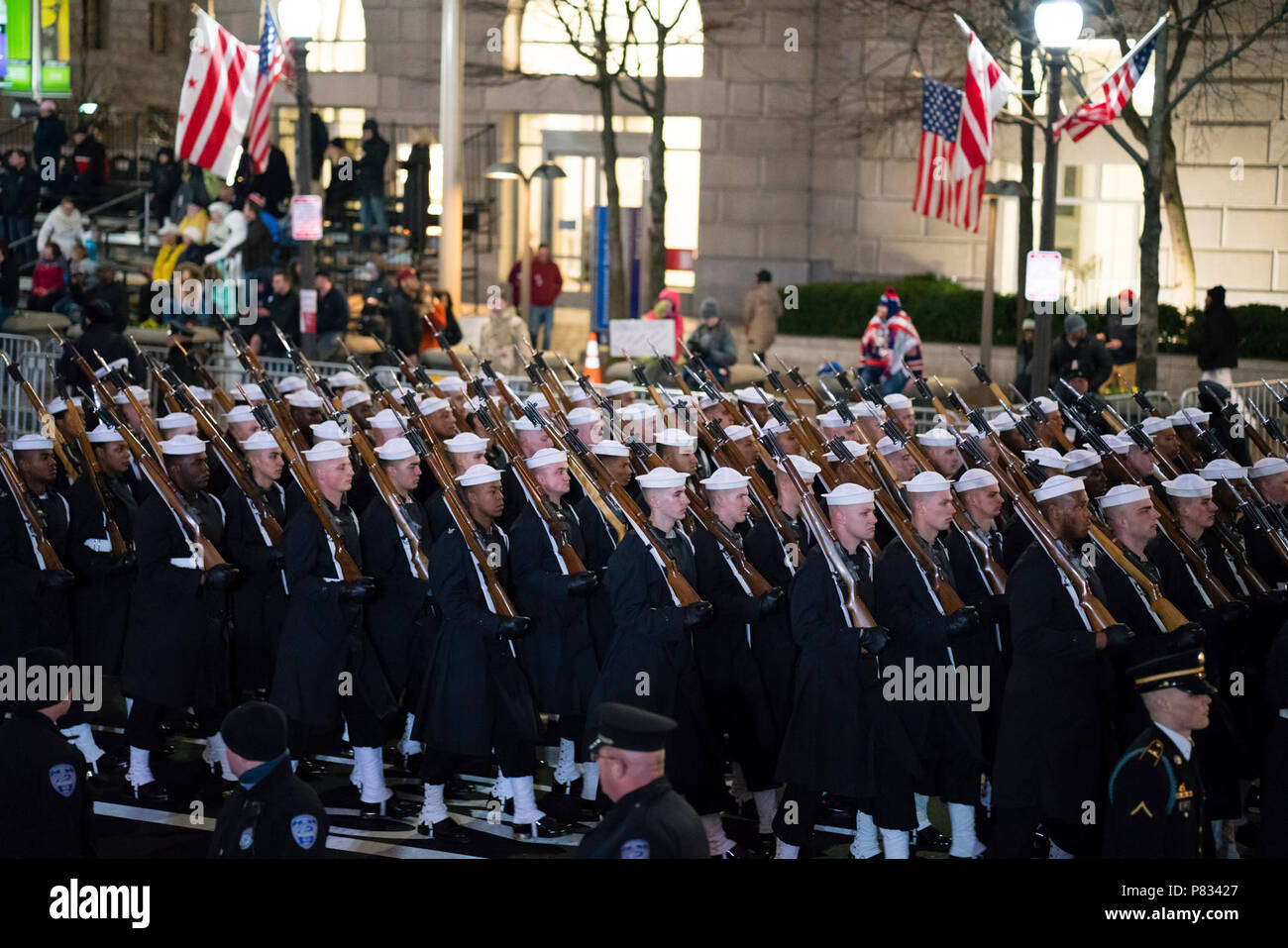 Members us navy ceremonial guard hi-res stock photography and images - Alamy
