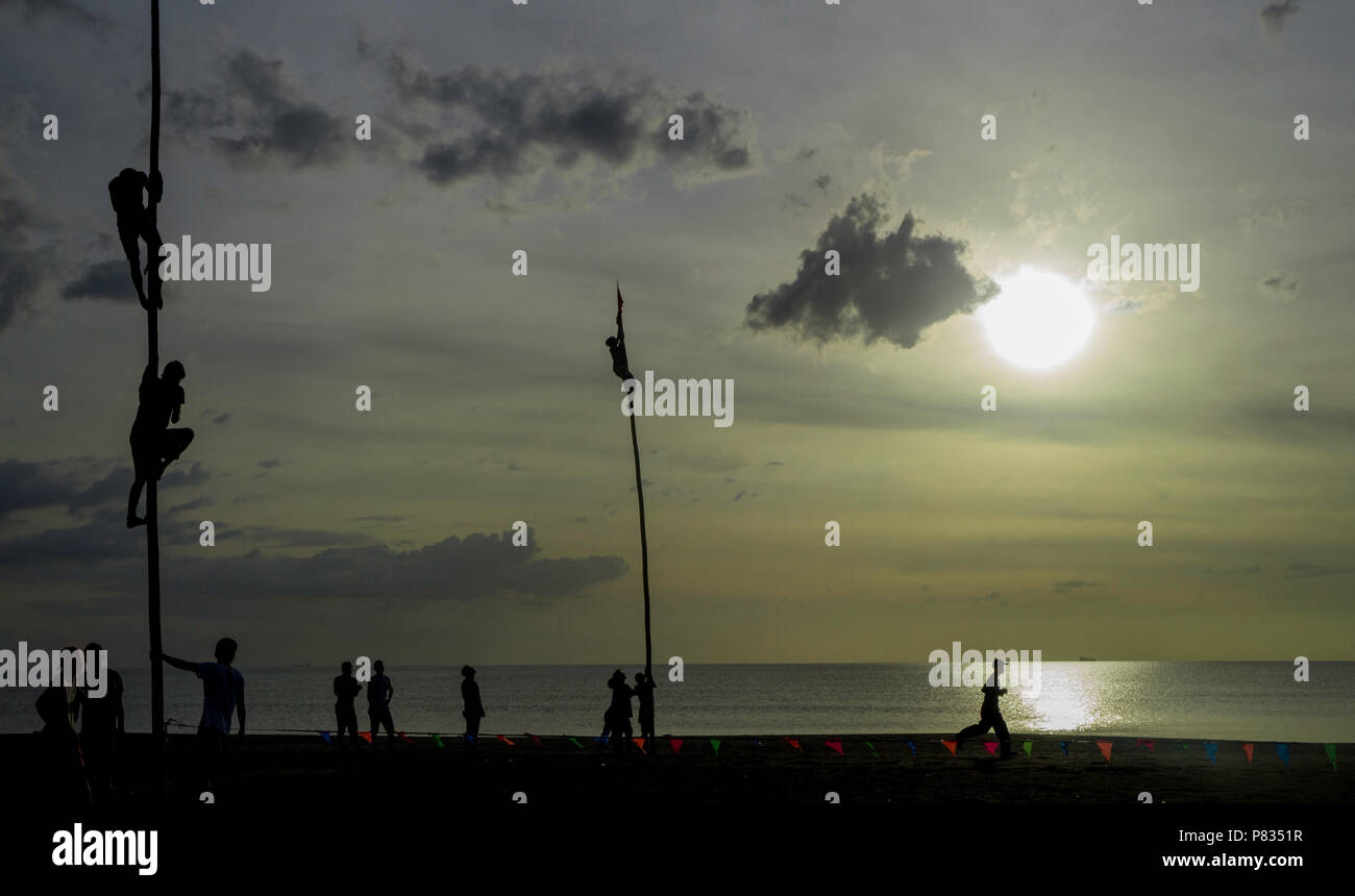 Filipino games hi-res stock photography and images - Alamy