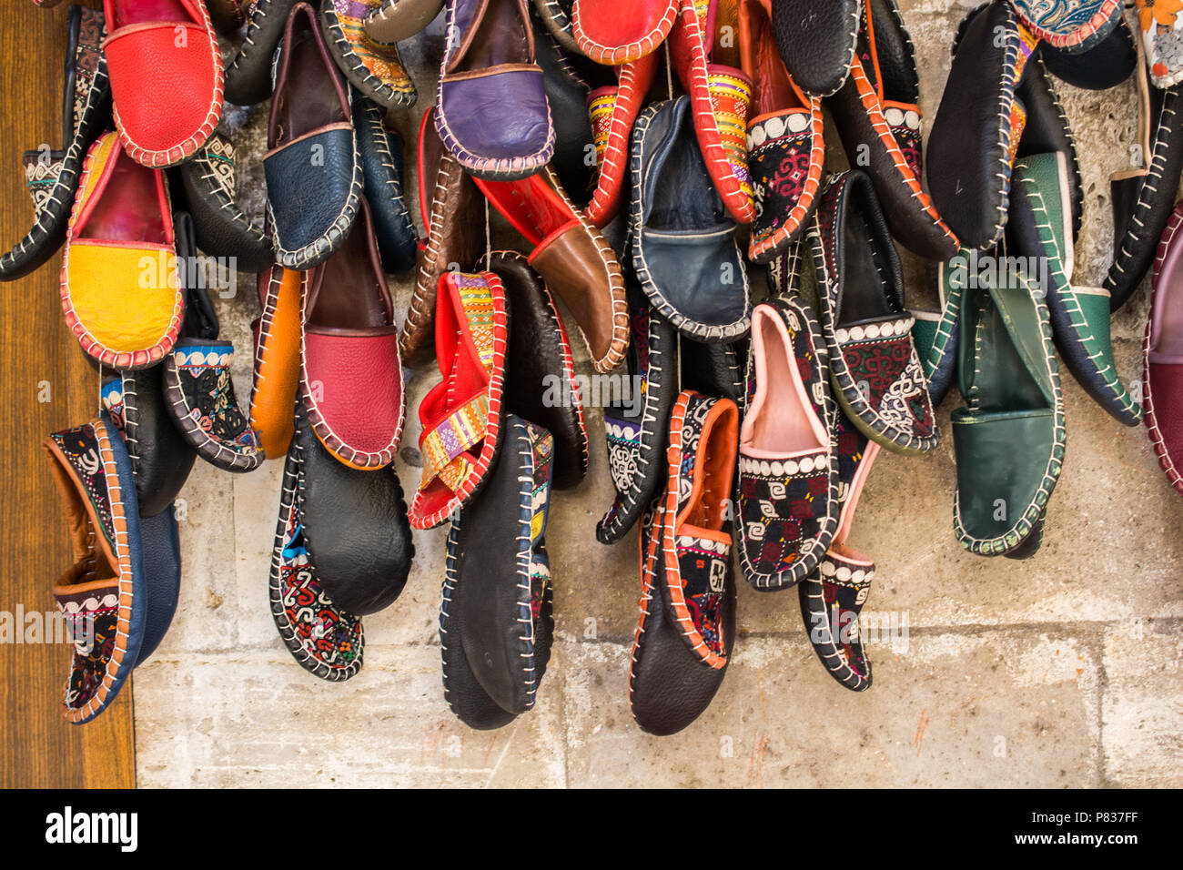 Set of traditional hand made Yemeni shoes Stock Photo - Alamy