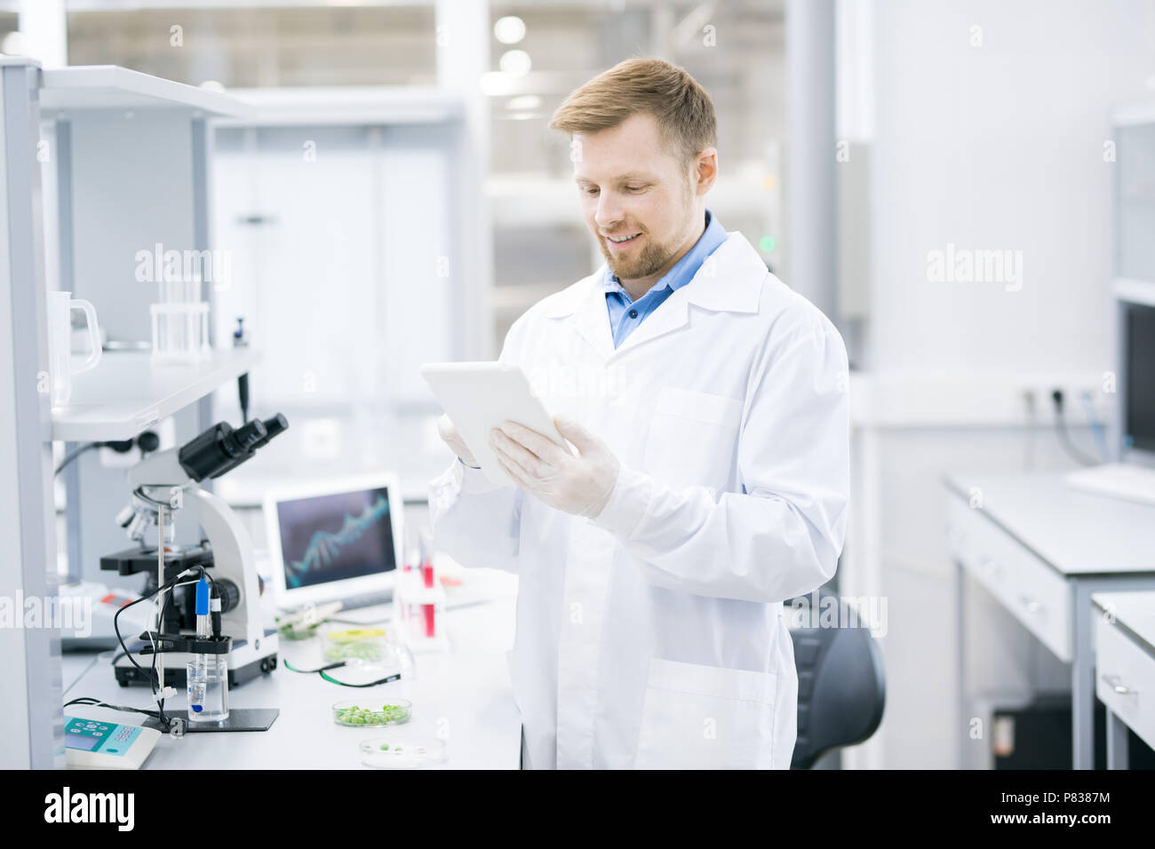 Modern Scientist in Laboratory Stock Photo - Alamy
