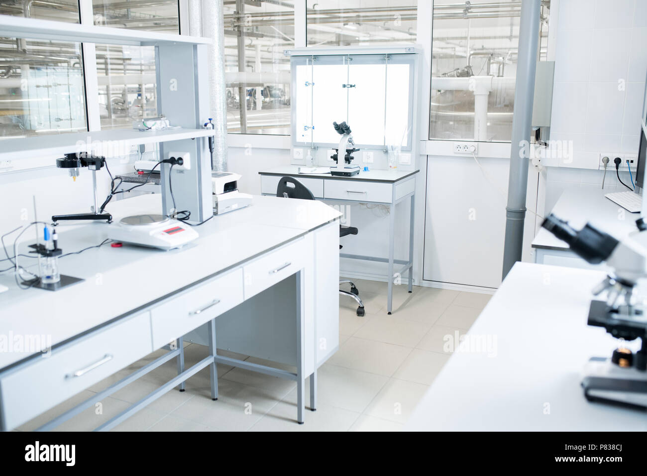 Modern laboratory interior hi-res stock photography and images - Alamy
