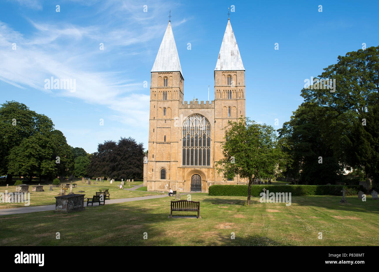 Southwell cathedral west front hi-res stock photography and images - Alamy