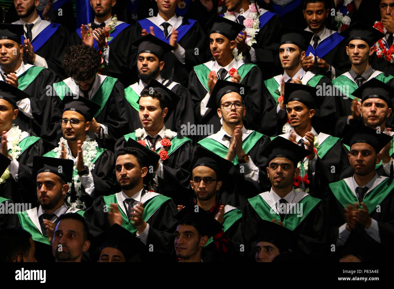 2018 graduation hi-res stock photography and images - Alamy