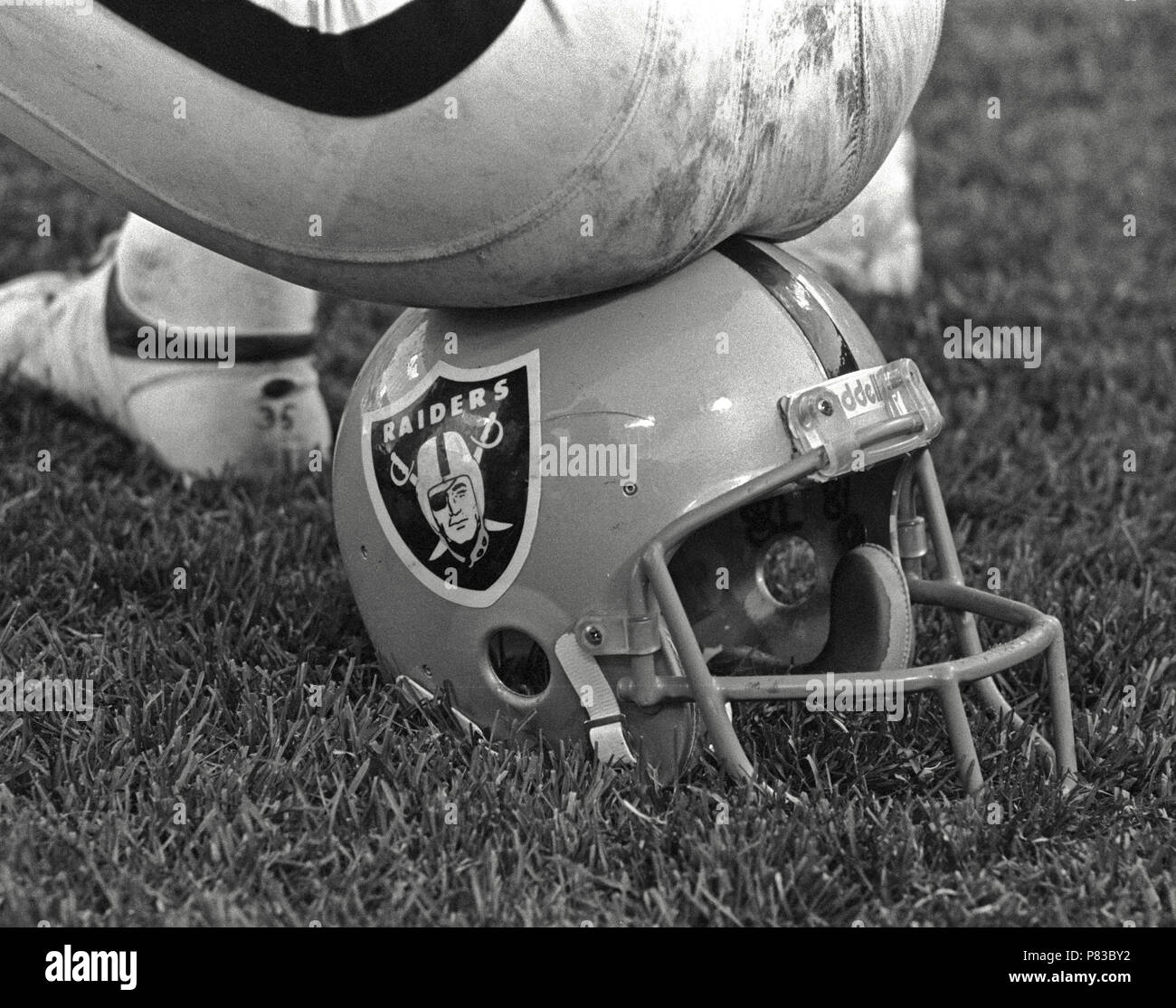 Oakland coliseum 1980 hi-res stock photography and images - Alamy