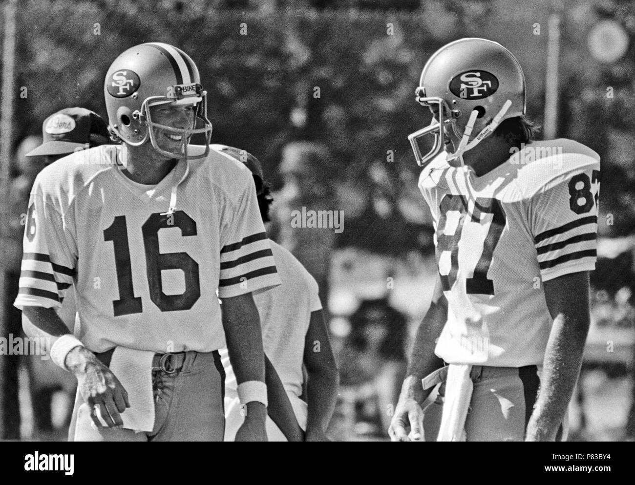 Dwight clark 1982 hi-res stock photography and images - Alamy