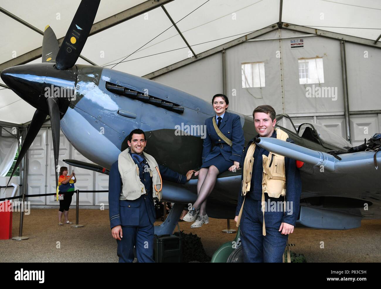 Royal air force uniforms hi-res stock photography and images - Alamy