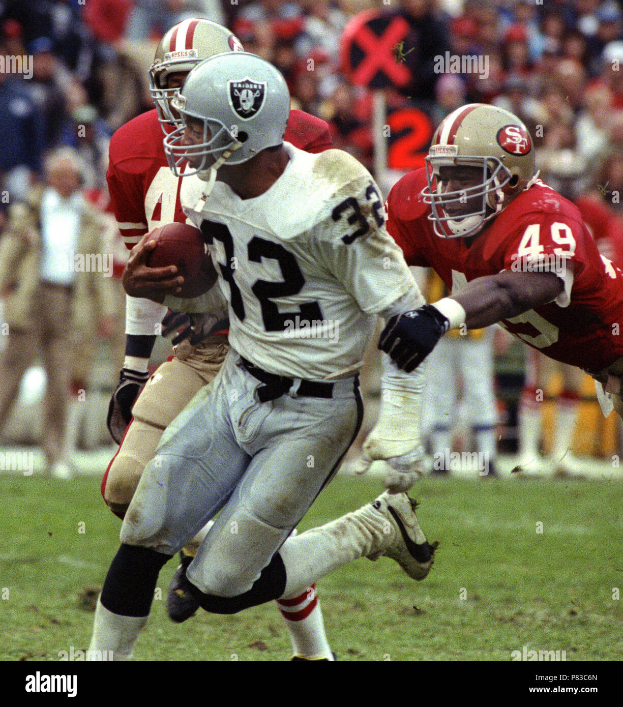 Marcus allen hi-res stock photography and images - Alamy