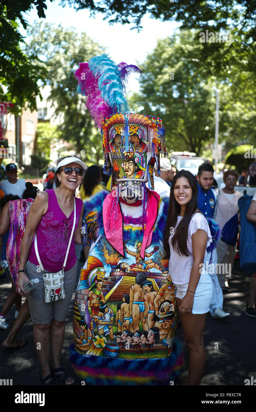 New York City, Queens, USA. 8th July, 2018. Chinelos are a kind of ...
