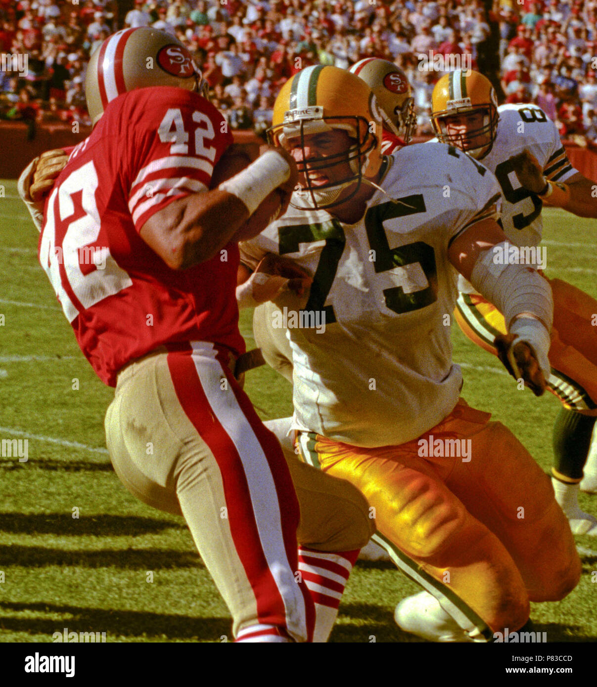Green bay packer football helmet hi-res stock photography and images ...