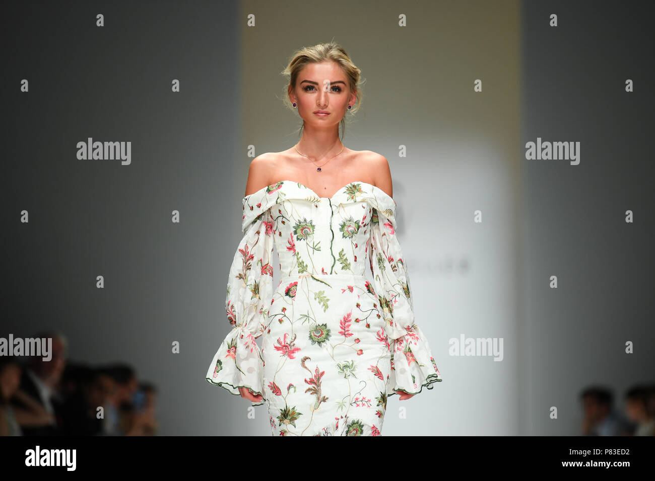 Julia wulf hi-res stock photography and images - Alamy