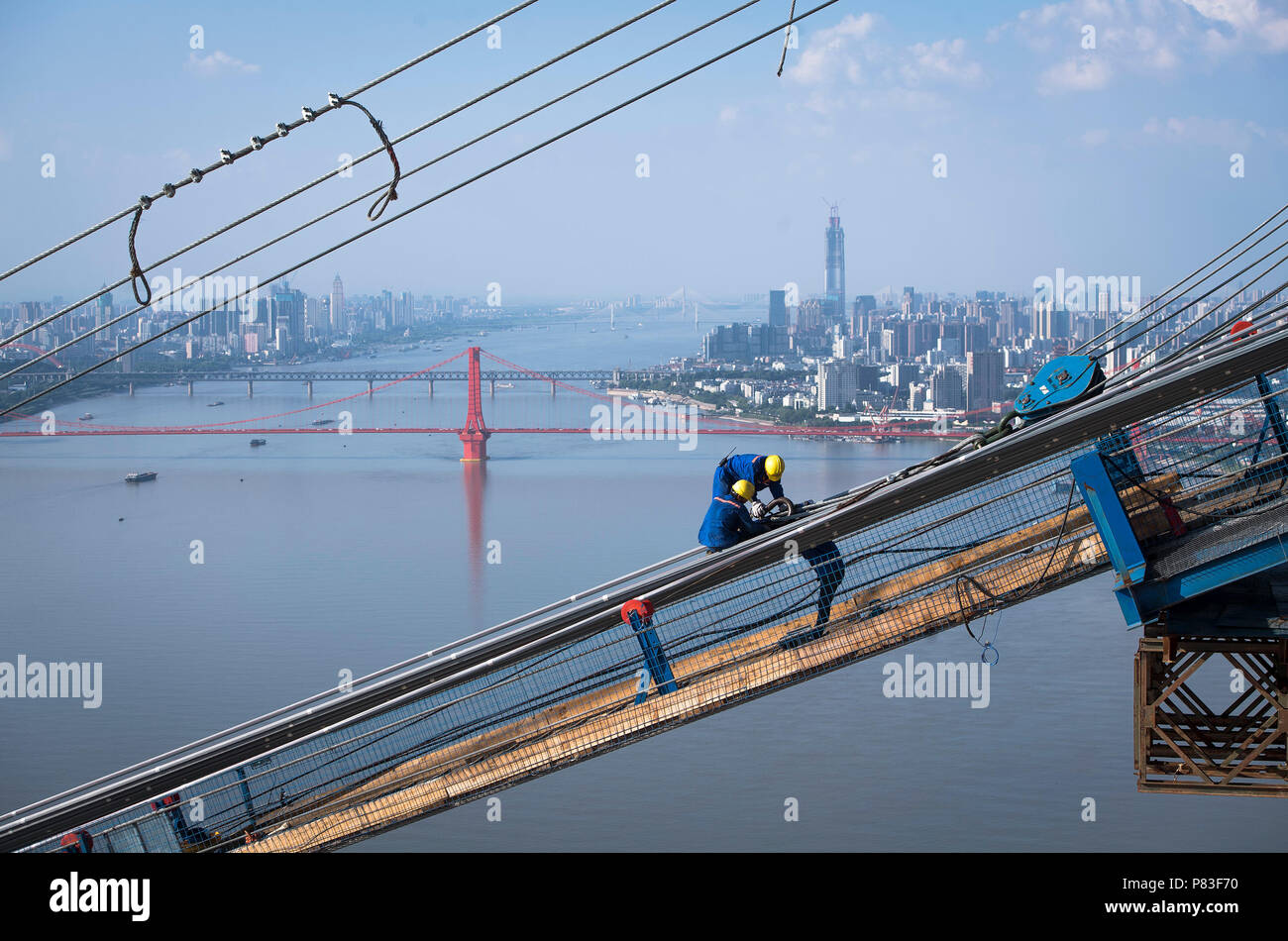 Yangsigang yangtze river bridge hi-res stock photography and images - Alamy