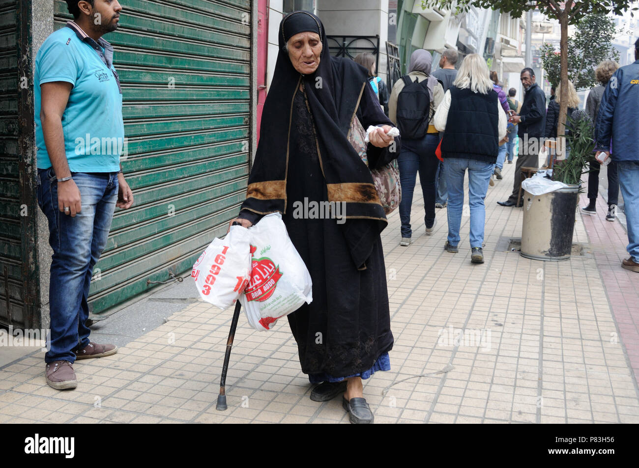 Egypt poor needy elderly hi-res stock photography and images - Alamy