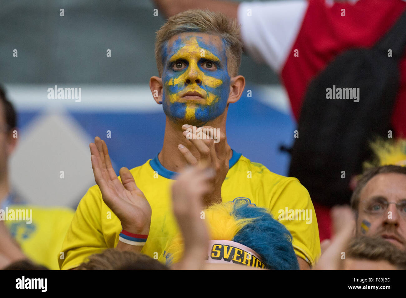 England fans sad hi-res stock photography and images - Alamy