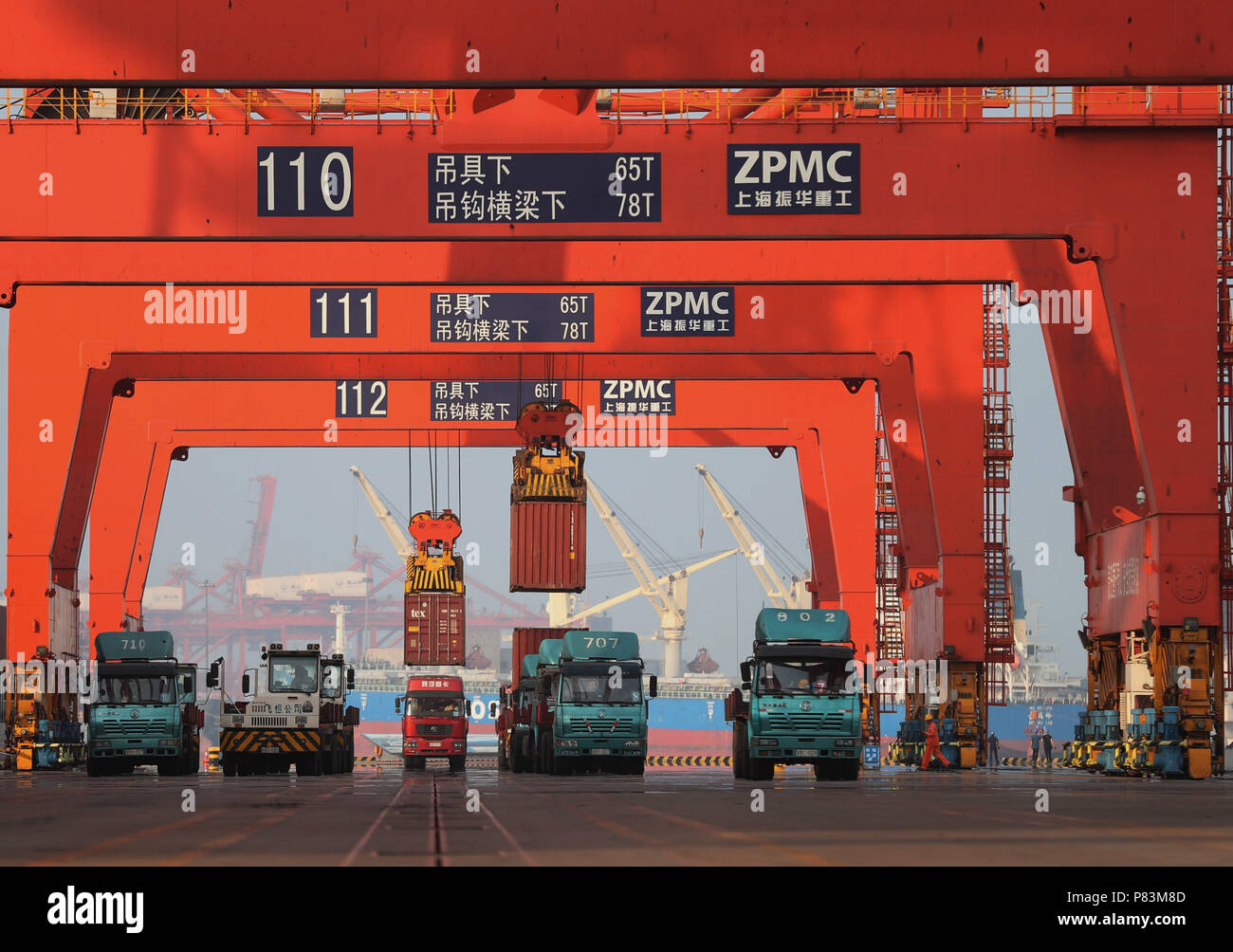 He jingtang hi-res stock photography and images - Alamy