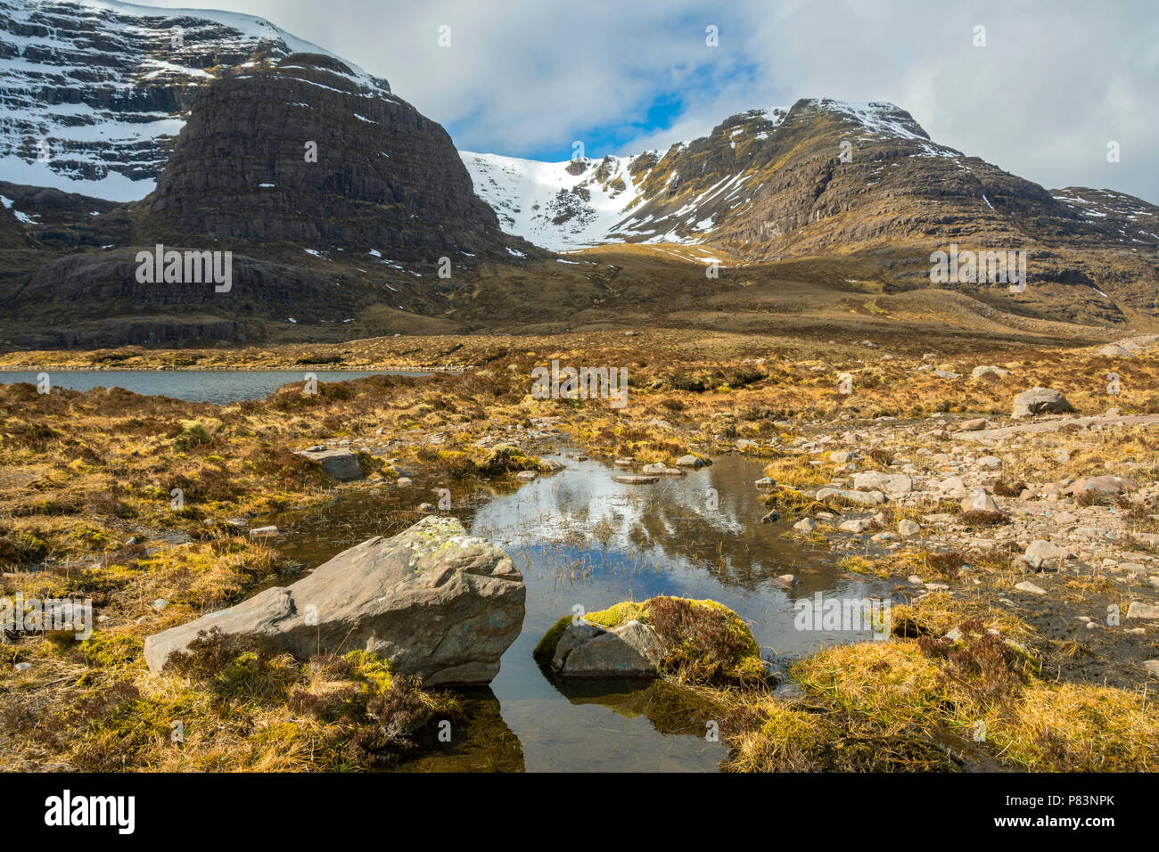 Coire na fhamair hi-res stock photography and images - Alamy