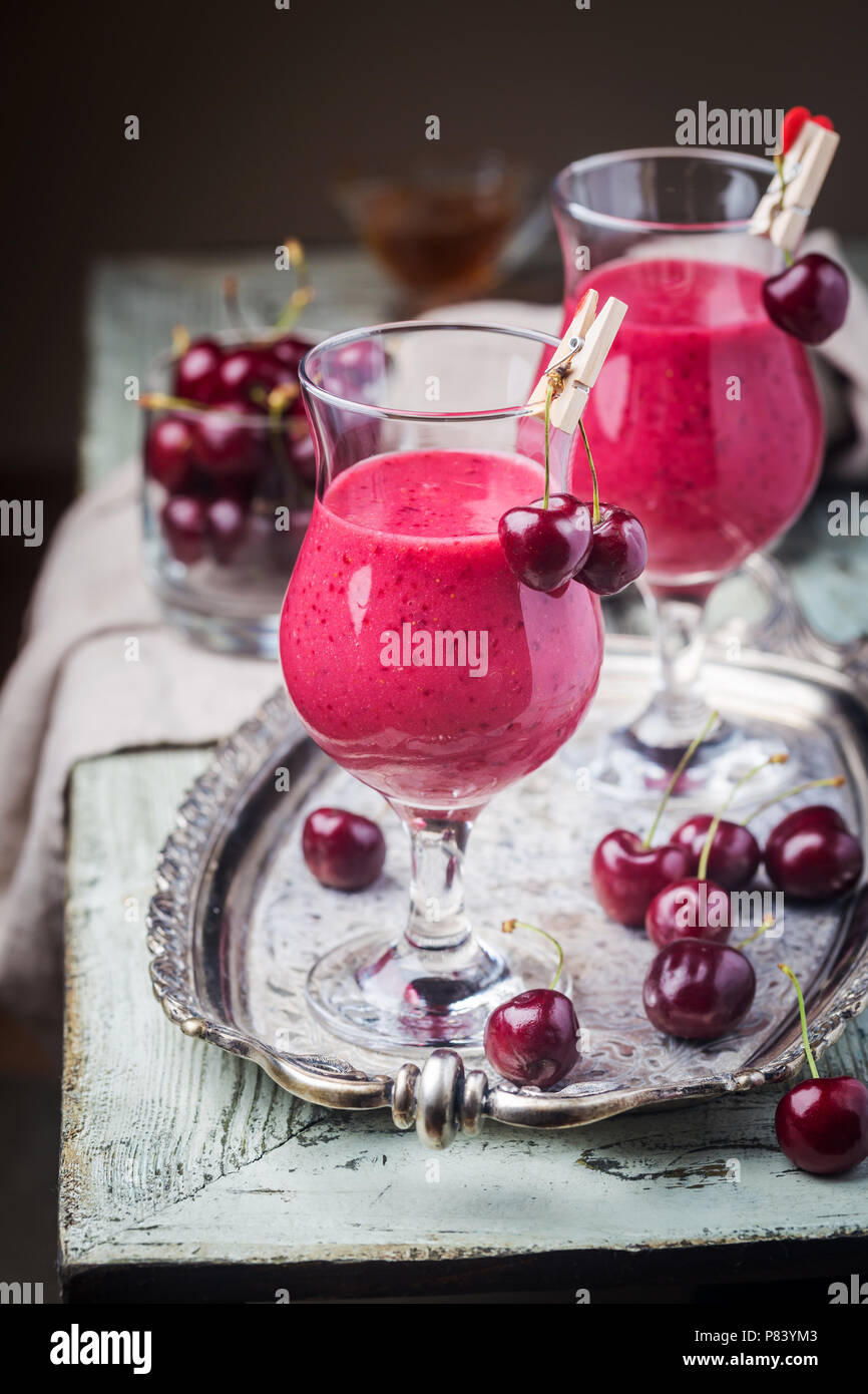 Healthy cherry smoothie Stock Photo - Alamy