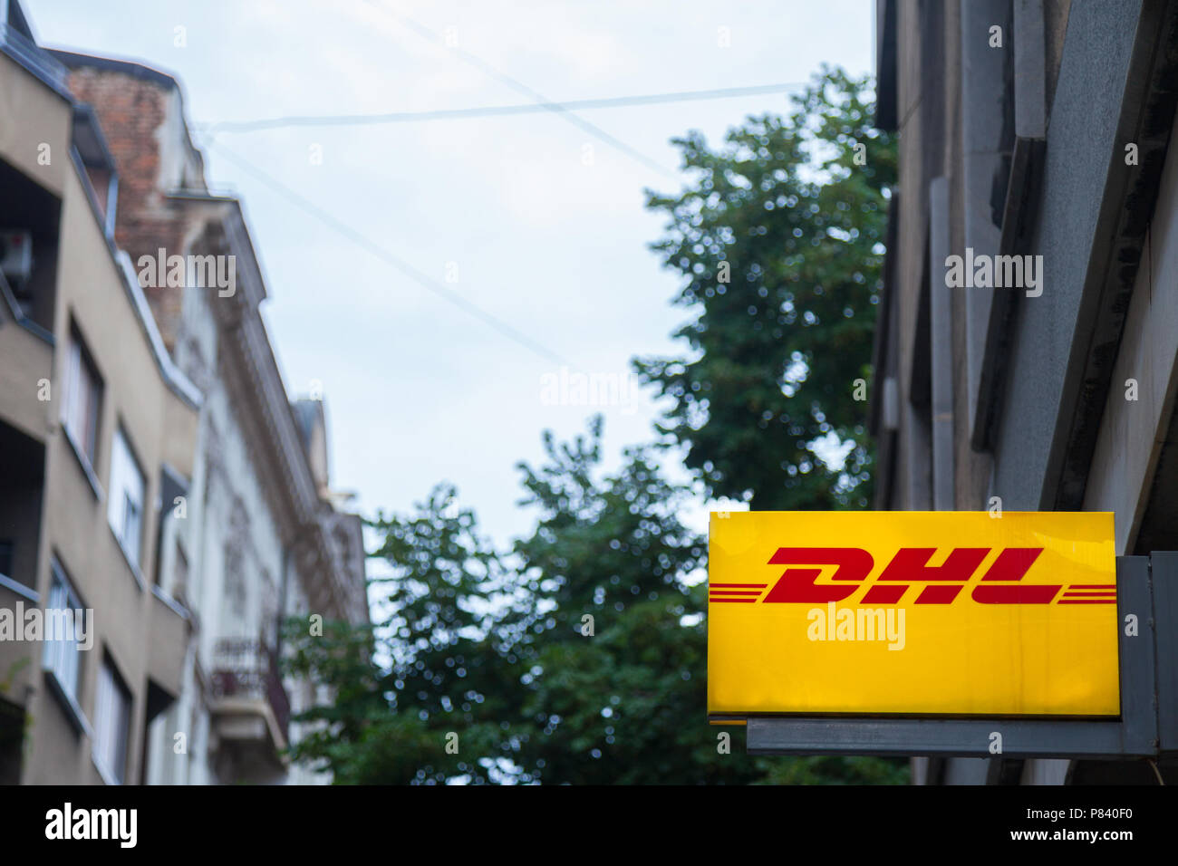 Dhl logo hi-res stock photography and images - Alamy