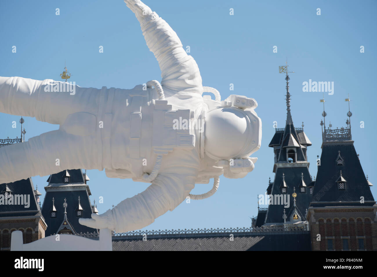 Astronaut art astronaut hi-res stock photography and images - Alamy