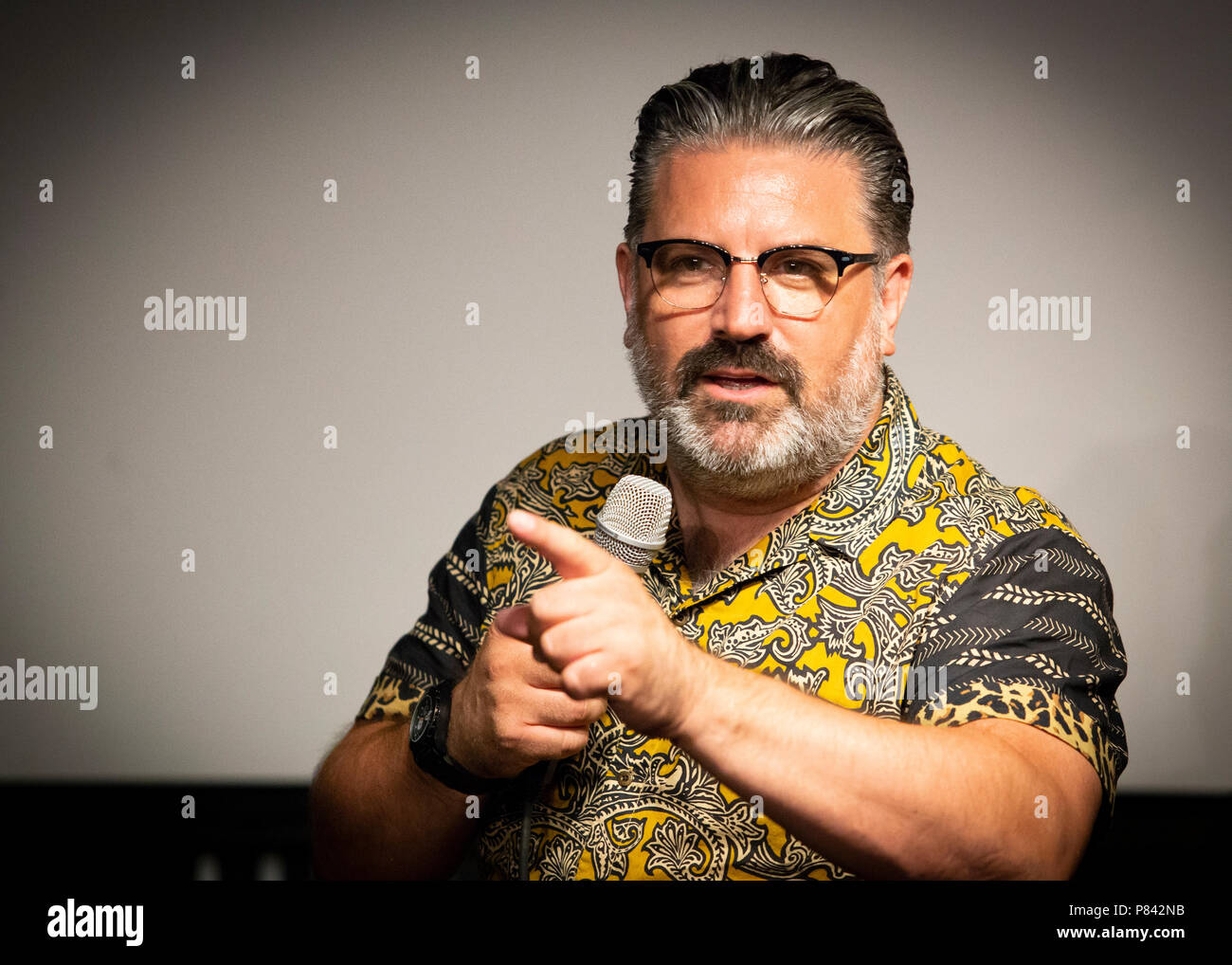 Comedian rich little hi-res stock photography and images - Alamy
