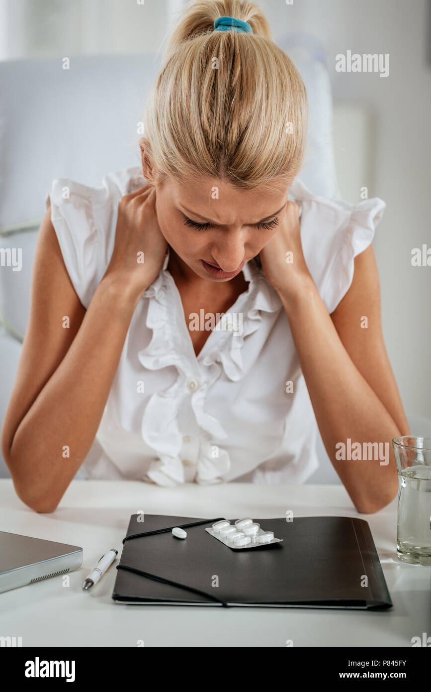 Pained expression hi-res stock photography and images - Alamy