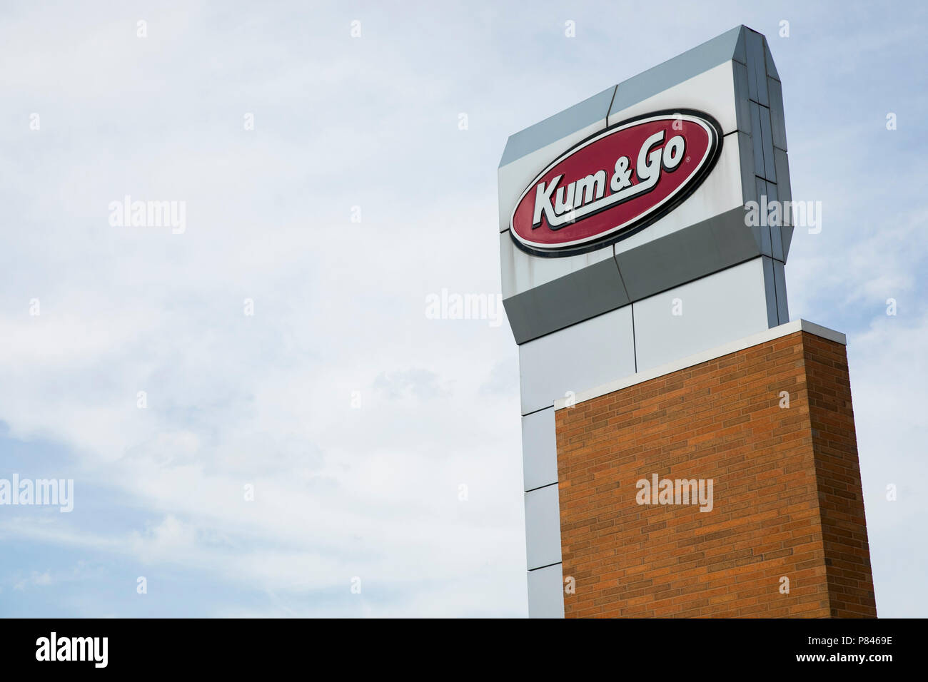 Kum logo hi-res stock photography and images - Alamy