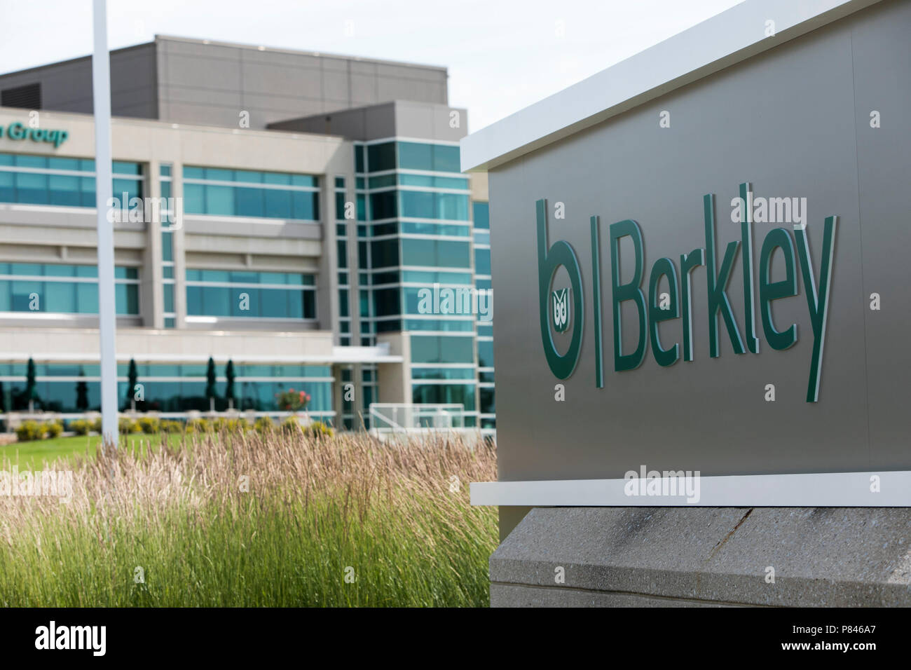 Wr berkley logo hi-res stock photography and images - Alamy