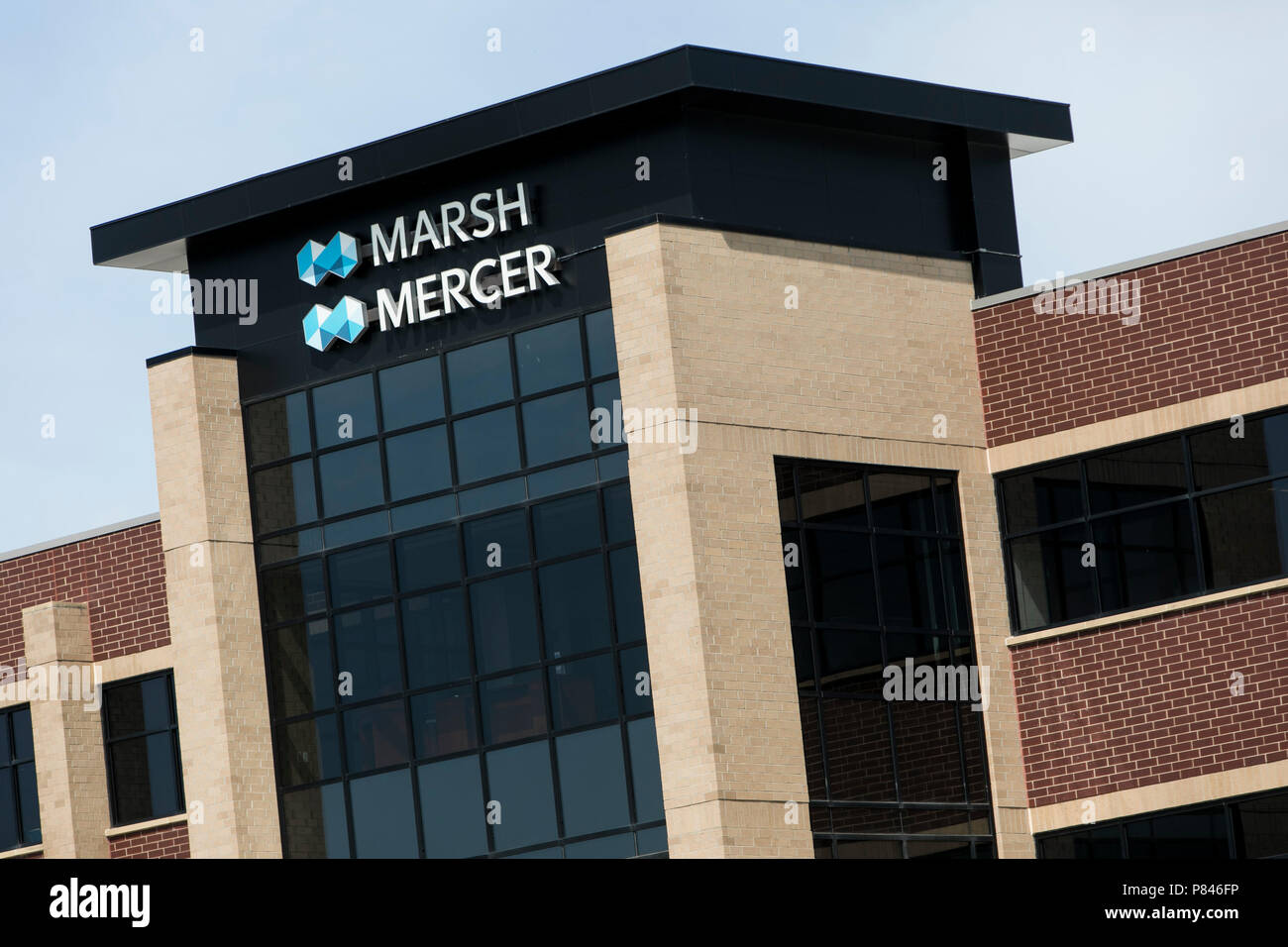 Marsh office hi-res stock photography and images - Alamy