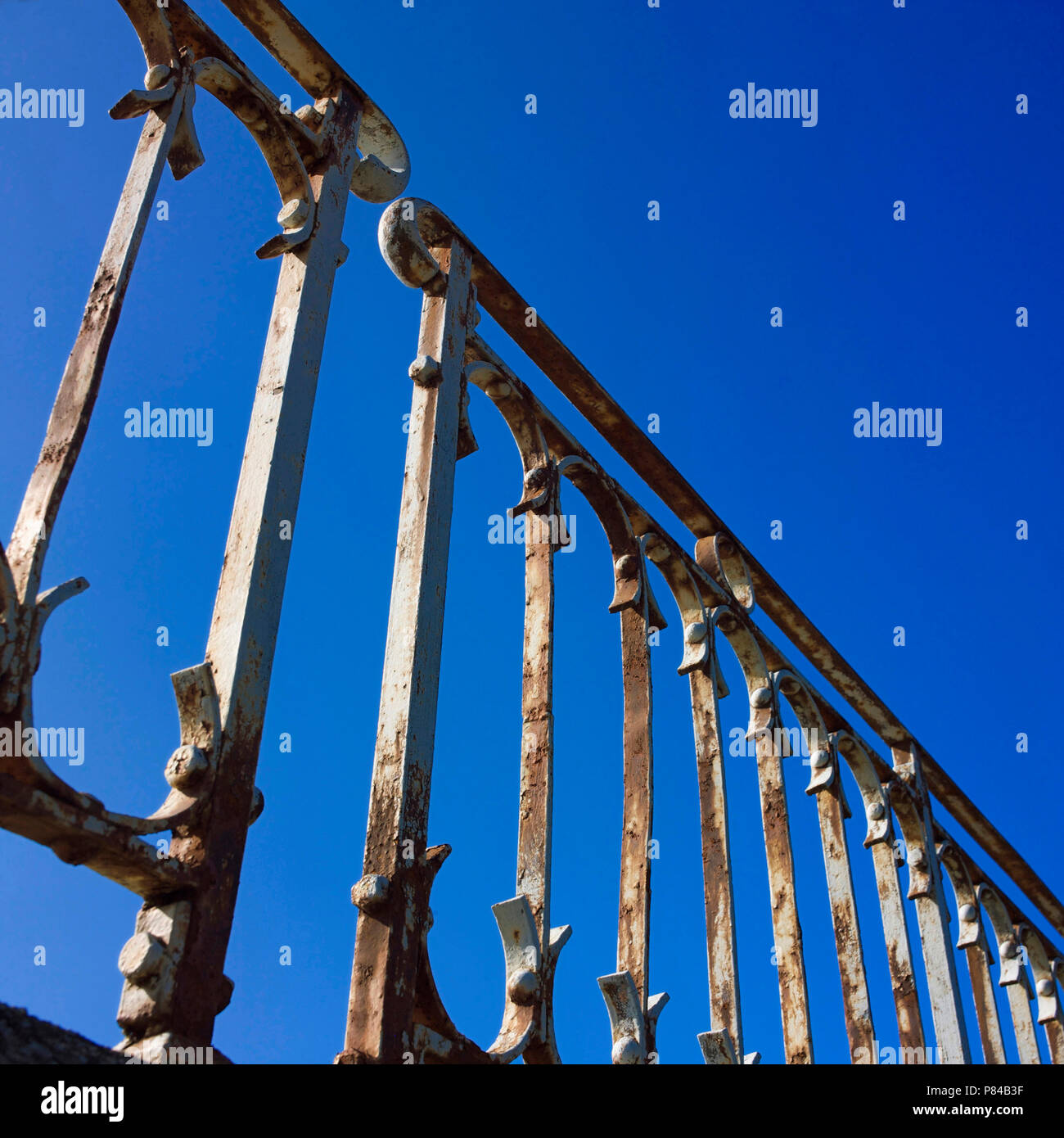 Balustrade parapet hi-res stock photography and images - Alamy