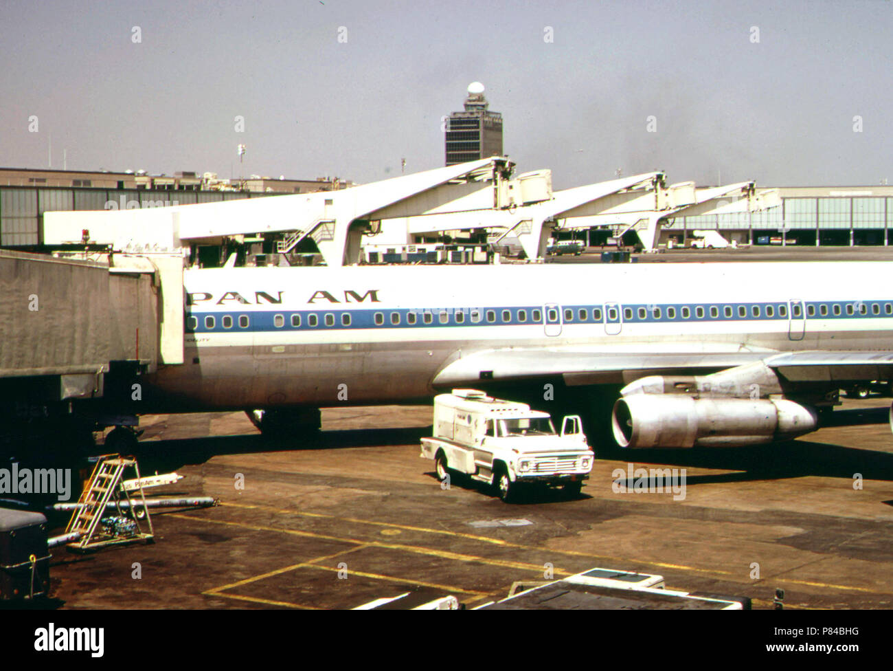 Jfk airport pan am airways hi-res stock photography and images - Alamy