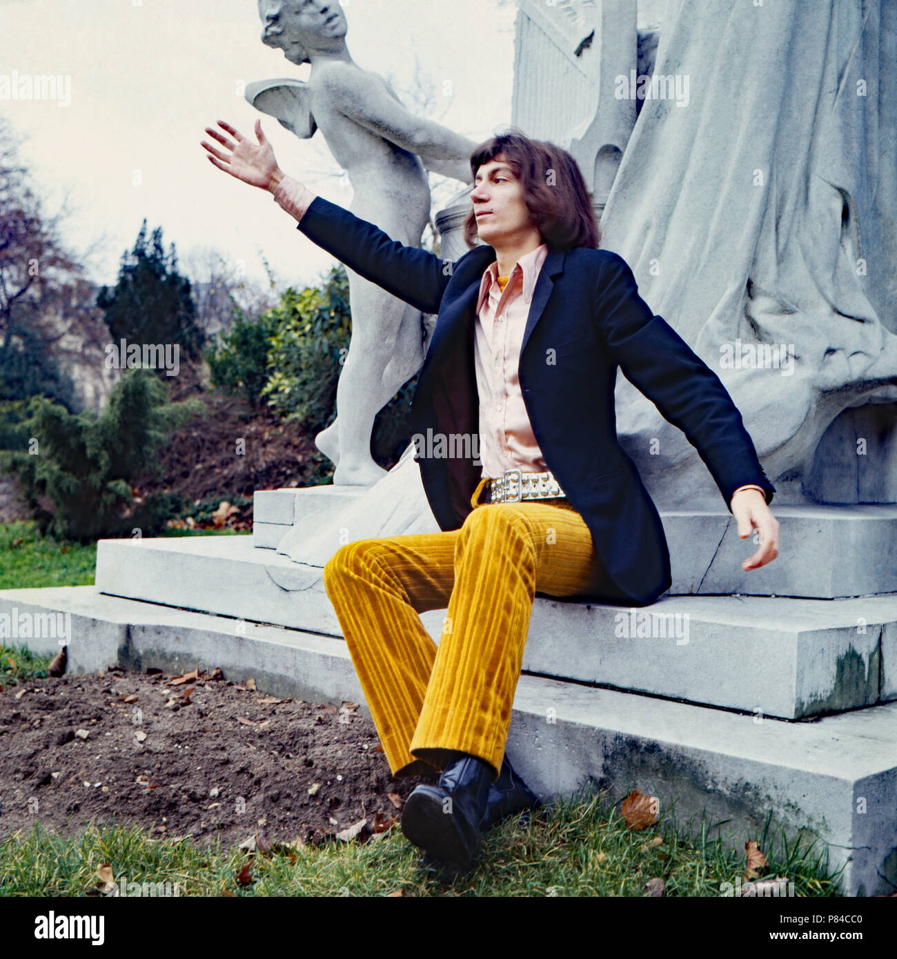 Der französische Sclager- und Protestsänger Antoine in Paris ...