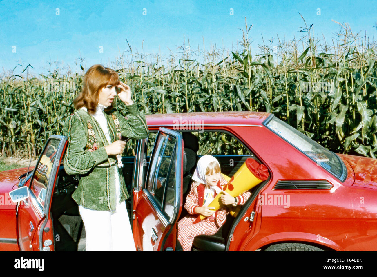 Moderatorin Petra Schürmann bei der Einschulung von Tochter Alexandra ...