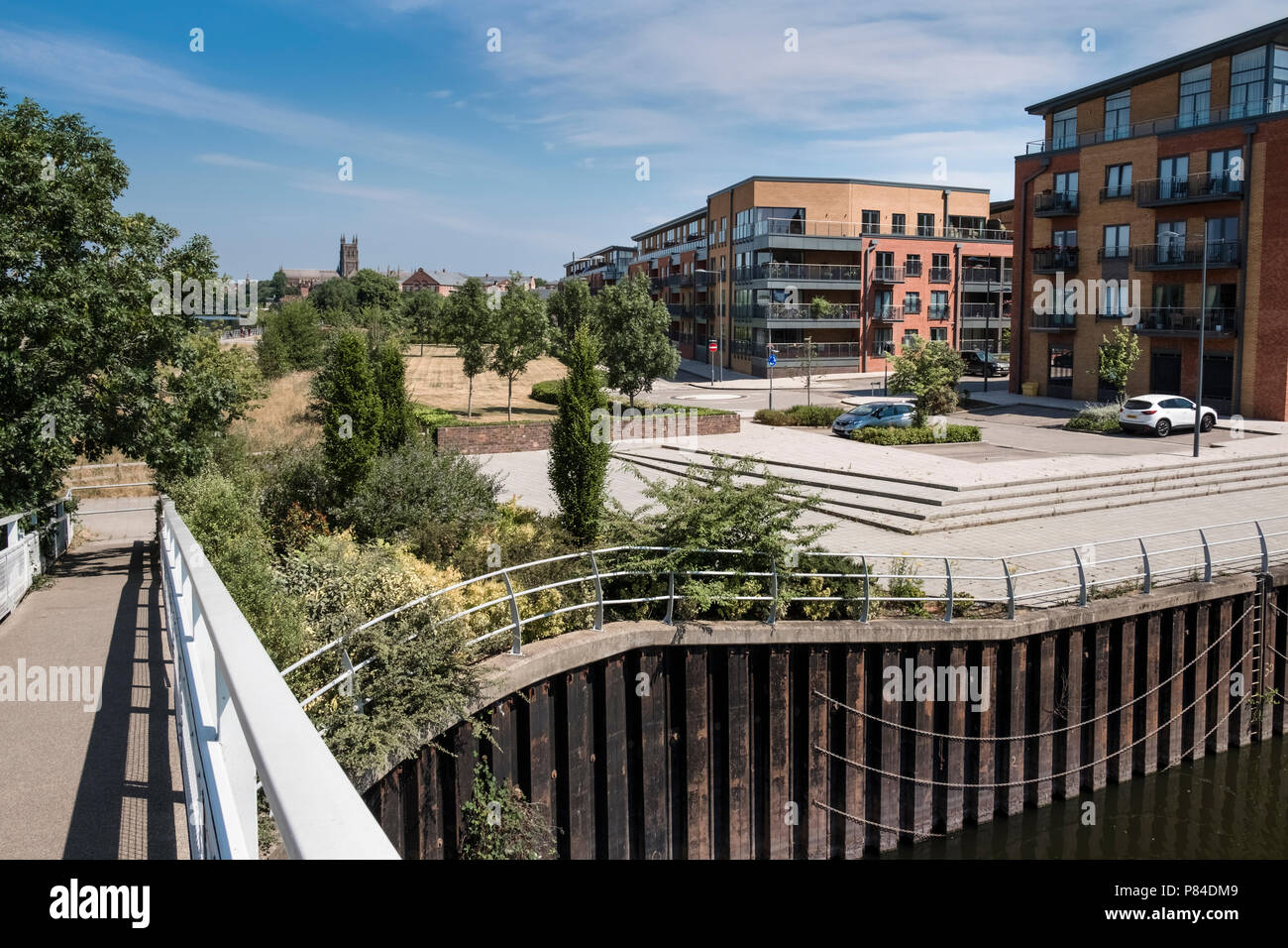 Worcester city bridge hi-res stock photography and images - Alamy