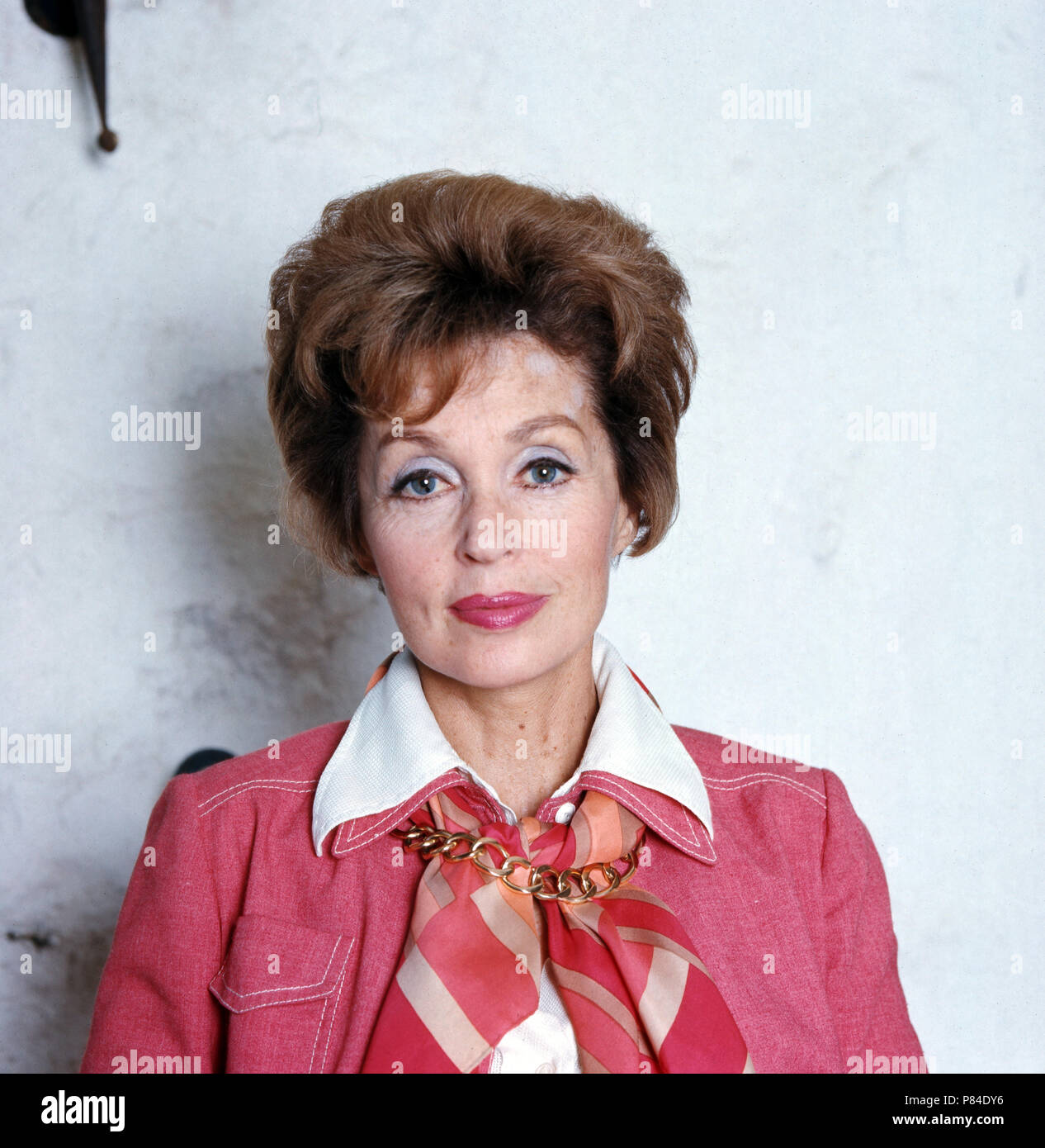 Schauspielerin lilli palmer hi-res stock photography and images - Alamy