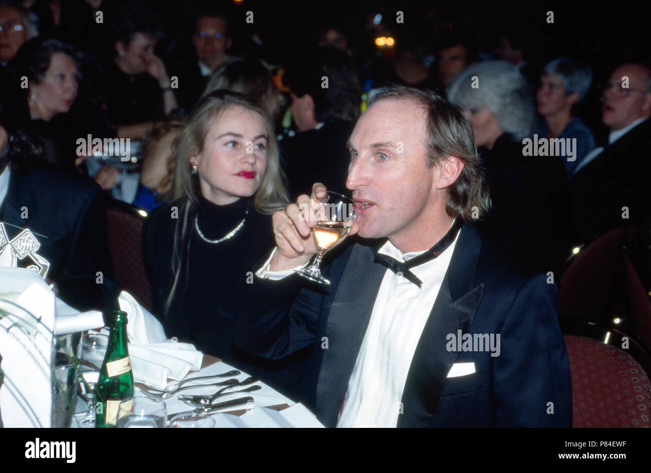 Komiker Otto Waalkes mit Ehefrau Manuela Manu Ebelt beim UFA Filmball ...