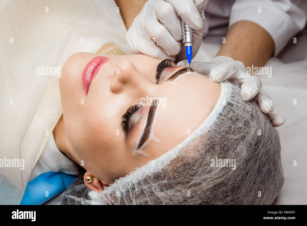 Permanent Makeup Thick Eyebrows
