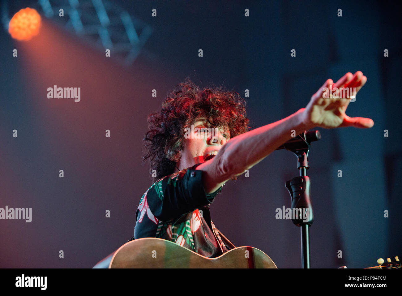 LP (Laura Pergolizzi Stock Photo - Alamy