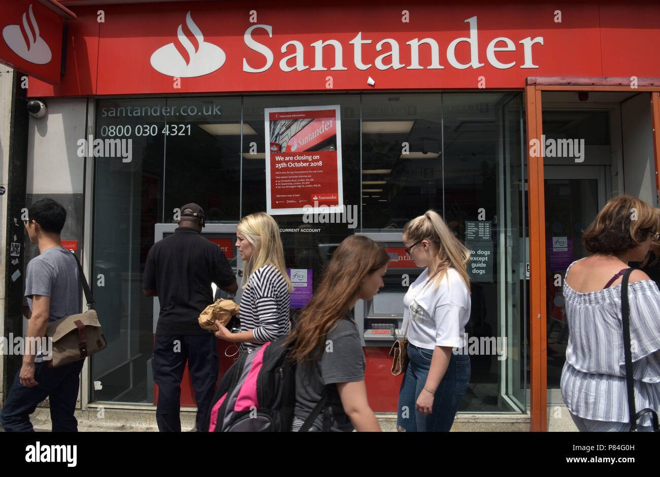 Santander bank hi-res stock photography and images - Alamy