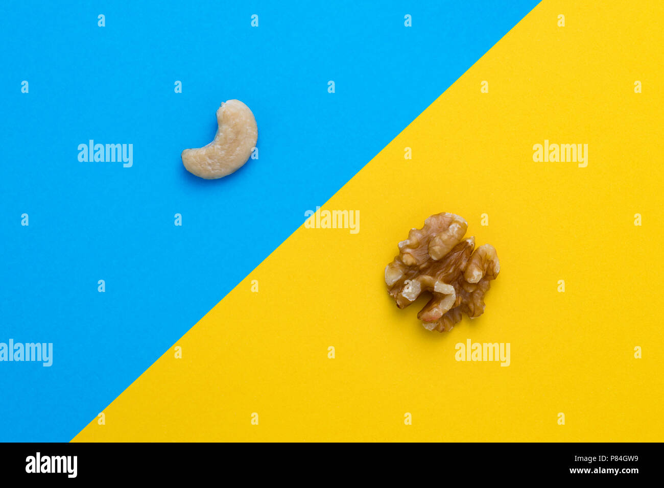 Two cashew nuts hi-res stock photography and images - Alamy