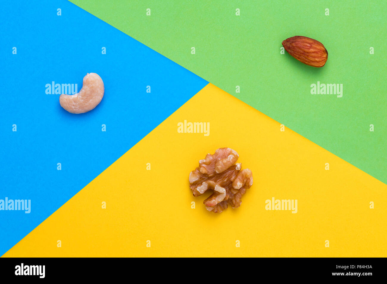Close up image walnut hi-res stock photography and images - Alamy